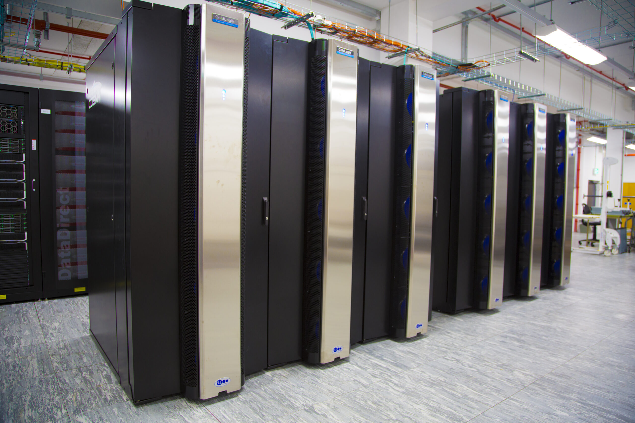 Switchless Network Steers COSMA7 Supercomputer Down Congested Pathways ...