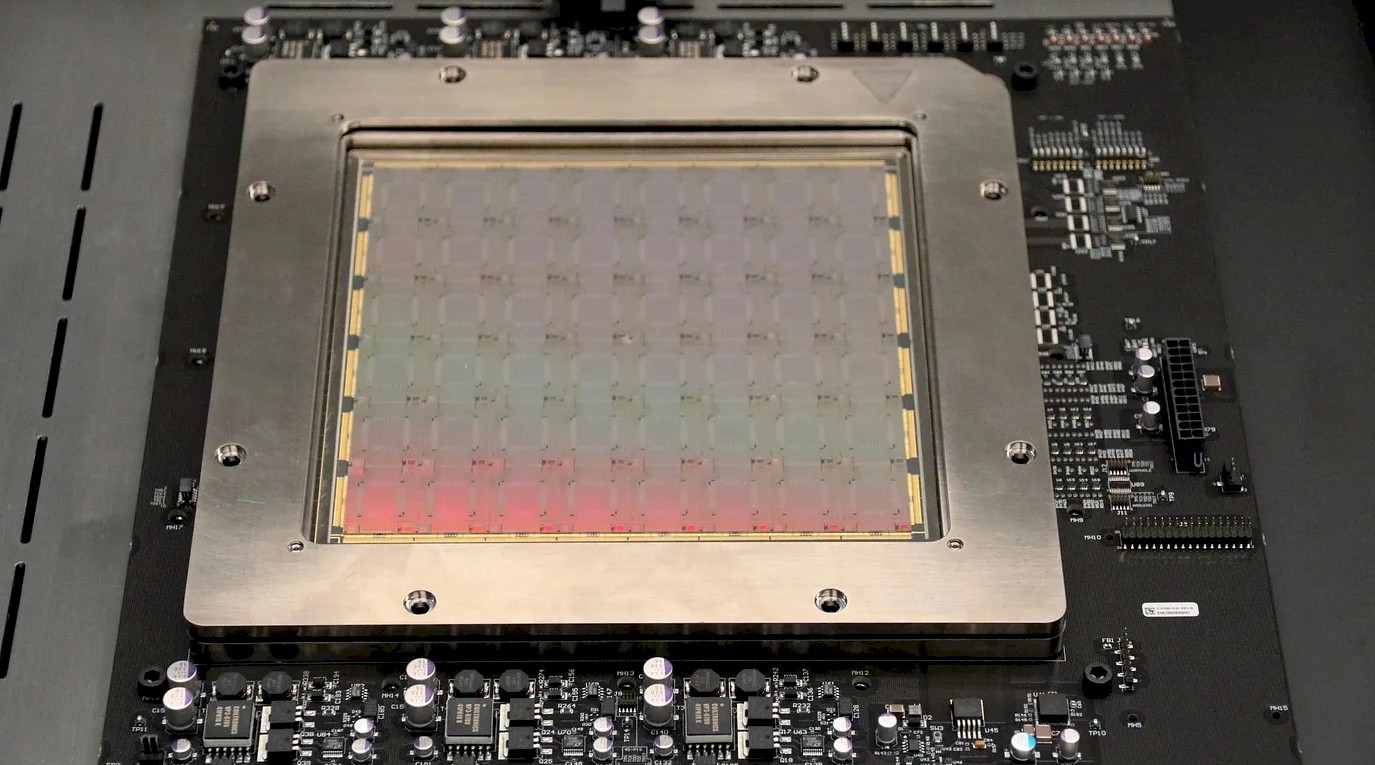 The Money Keeps Rolling In For Optical Interconnects